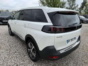 White Peugeot 5008 2022 in Marijampole, with an engine capacity of 1.50 L and mileage of 165 thousand km for 17781 €, photo 8 on AUTOMOTO.COM.LV