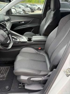 White Peugeot 5008 2022 in Marijampole, with an engine capacity of 1.50 L and mileage of 165 thousand km for 17781 €, photo 27 on AUTOMOTO.COM.LV
