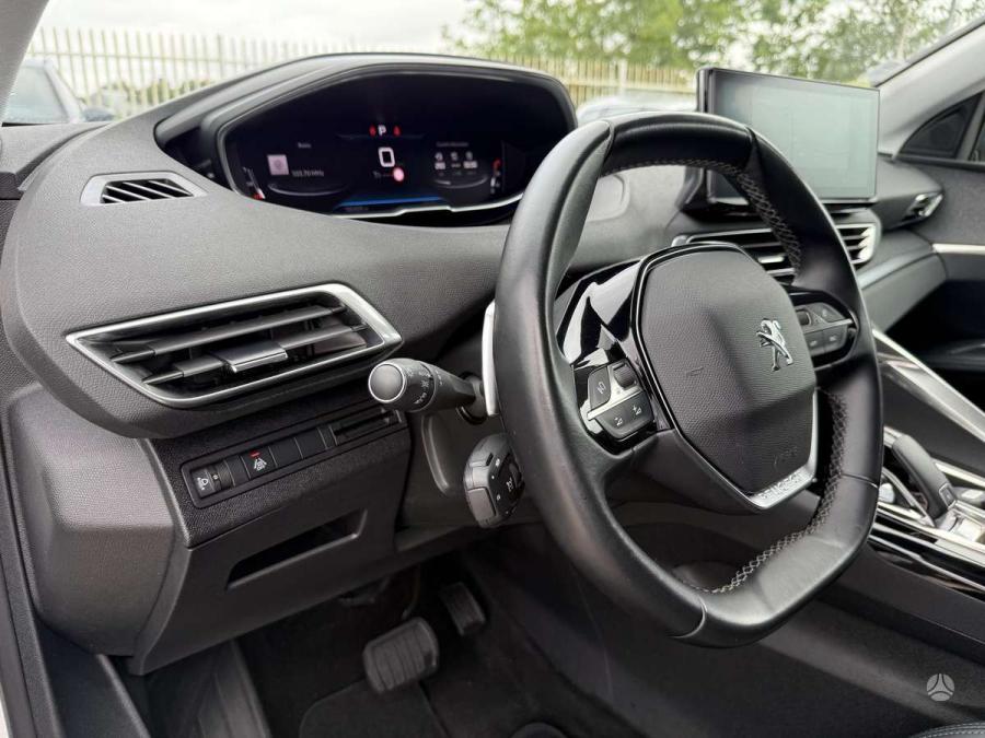 White Peugeot 5008 2022 in Marijampole, with an engine capacity of 1.50 L and mileage of 165 thousand km for 17781 €, photo 30 on AUTOMOTO.COM.LV