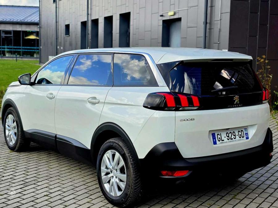 Balts Peugeot 5008 2022 Tauragė, ar dzinēja tilpumu 1.50 L un nobraukumu 110 tūkst. km par 15500 €, foto 6 vietnē AUTOMOTO.COM.LV