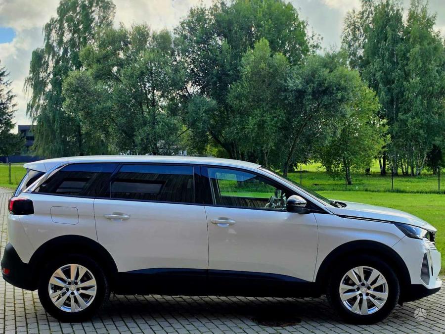 Balts Peugeot 5008 2022 Tauragė, ar dzinēja tilpumu 1.50 L un nobraukumu 110 tūkst. km par 15500 €, foto 9 vietnē AUTOMOTO.COM.LV