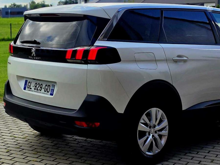 Balts Peugeot 5008 2022 Tauragė, ar dzinēja tilpumu 1.50 L un nobraukumu 110 tūkst. km par 15500 €, foto 15 vietnē AUTOMOTO.COM.LV