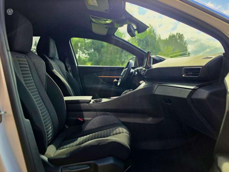 Balts Peugeot 5008 2022 Tauragė, ar dzinēja tilpumu 1.50 L un nobraukumu 110 tūkst. km par 15500 €, foto 23 vietnē AUTOMOTO.COM.LV