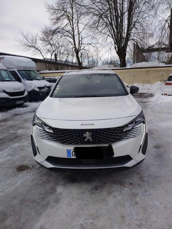 Balts Peugeot 5008 2023 Tauragė, ar dzinēja tilpumu 1.50 L un nobraukumu 176 tūkst. km par 18150 €, foto 3 vietnē AUTOMOTO.COM.LV