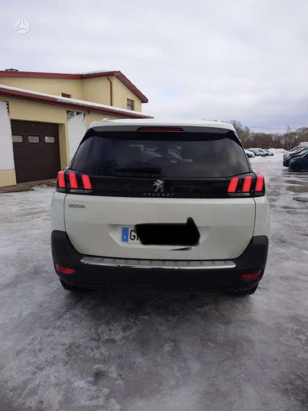 Balts Peugeot 5008 2023 Tauragė, ar dzinēja tilpumu 1.50 L un nobraukumu 176 tūkst. km par 18150 €, foto 4 vietnē AUTOMOTO.COM.LV