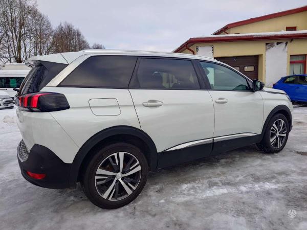 Balts Peugeot 5008 2023 Tauragė, ar dzinēja tilpumu 1.50 L un nobraukumu 176 tūkst. km par 18150 €, foto 5 vietnē AUTOMOTO.COM.LV