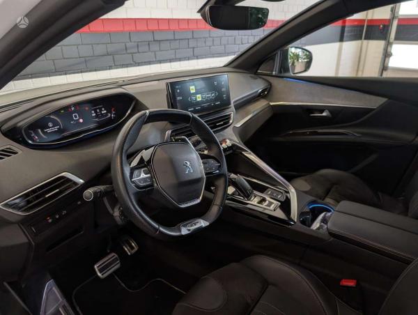 White Peugeot 5008 2023 in Kaunas, with an engine capacity of 1.97 L and mileage of 64 thousand km for 31200 €, photo 8 on AUTOMOTO.COM.LV