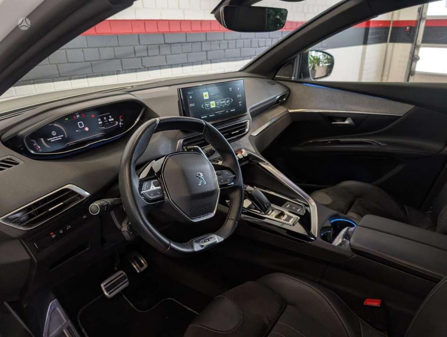 Balts Peugeot 5008 2023 Kauņa, ar dzinēja tilpumu 1.97 L un nobraukumu 64 tūkst. km par 31200 €, foto 9 vietnē AUTOMOTO.COM.LV