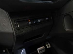 Balts Peugeot 5008 2023 Kauņa, ar dzinēja tilpumu 1.97 L un nobraukumu 64 tūkst. km par 31200 €, foto 13 vietnē AUTOMOTO.COM.LV
