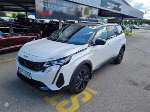 Balts Peugeot 5008 2024 Rīga, ar dzinēja tilpumu 1.50 L un nobraukumu 39 tūkst. km par 24300 €, foto  vietnē AUTOMOTO.COM.LV