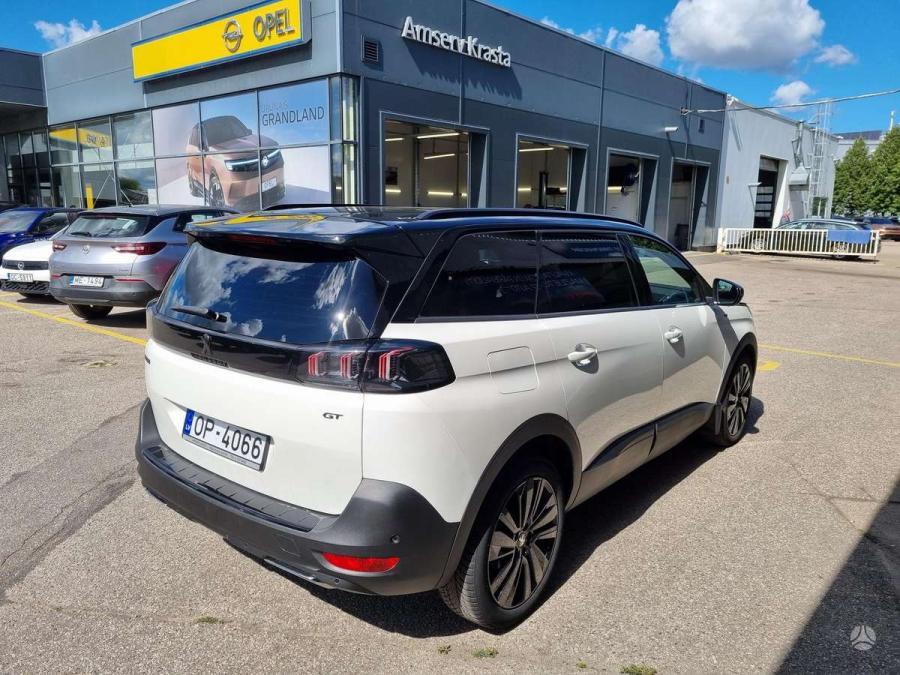 Balts Peugeot 5008 2024 Rīga, ar dzinēja tilpumu 1.50 L un nobraukumu 39 tūkst. km par 24300 €, foto 3 vietnē AUTOMOTO.COM.LV