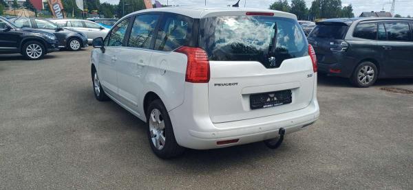 Balts Peugeot 5008 2010 Kauņa, ar dzinēja tilpumu 1.60 L un nobraukumu 247 tūkst. km par 3750 €, foto 3 vietnē AUTOMOTO.COM.LV
