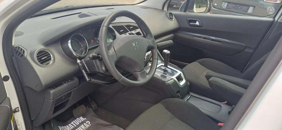 Balts Peugeot 5008 2010 Kauņa, ar dzinēja tilpumu 1.60 L un nobraukumu 247 tūkst. km par 3750 €, foto 9 vietnē AUTOMOTO.COM.LV