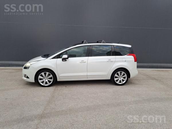 Balts Peugeot 5008 2010 Rīga, ar dzinēja tilpumu 1.60 L un nobraukumu 0 tūkst. km par 4150 €, foto 3 vietnē AUTOMOTO.COM.LV