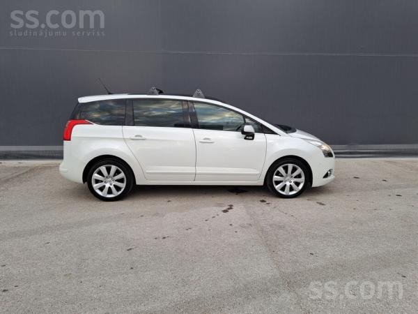 Balts Peugeot 5008 2010 Rīga, ar dzinēja tilpumu 1.60 L un nobraukumu 0 tūkst. km par 4150 €, foto 7 vietnē AUTOMOTO.COM.LV