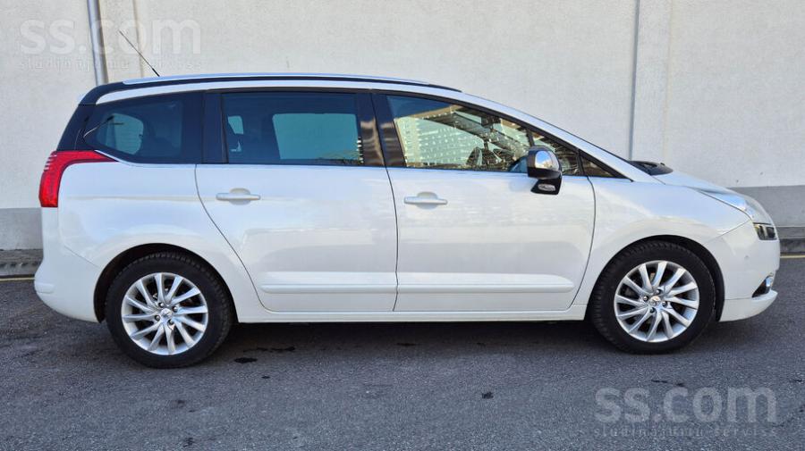 Balts Peugeot 5008 2011 Rīga, ar dzinēja tilpumu 2.00 L un nobraukumu 275 tūkst. km par 4400 €, foto 6 vietnē AUTOMOTO.COM.LV