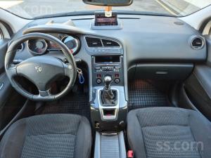 Balts Peugeot 5008 2011 Daugavpils, ar dzinēja tilpumu 2.00 L un nobraukumu 277 tūkst. km par 4450 €, foto 8 vietnē AUTOMOTO.COM.LV