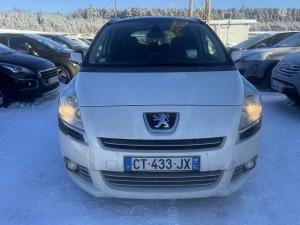 Balts Peugeot 5008 2013 Viļņa, ar dzinēja tilpumu 1.56 L un nobraukumu 270 tūkst. km par 4200 €, foto 2 vietnē AUTOMOTO.COM.LV