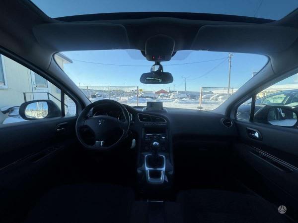 White Peugeot 5008 2013 in Vilnius, with an engine capacity of 1.56 L and mileage of 270 thousand km for 4200 €, photo 11 on AUTOMOTO.COM.LV