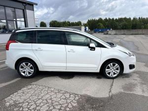 Balts Peugeot 5008 2014 Panevēža, ar dzinēja tilpumu 2.00 L un nobraukumu 324 tūkst. km par 4500 €, foto 5 vietnē AUTOMOTO.COM.LV
