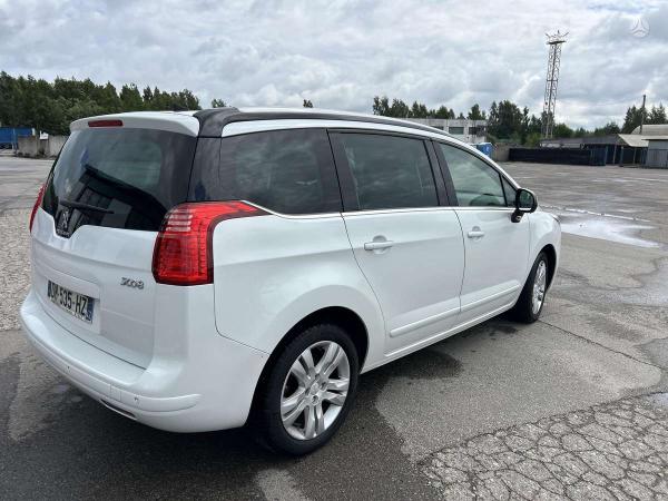 Balts Peugeot 5008 2014 Panevēža, ar dzinēja tilpumu 2.00 L un nobraukumu 324 tūkst. km par 4500 €, foto 5 vietnē AUTOMOTO.COM.LV