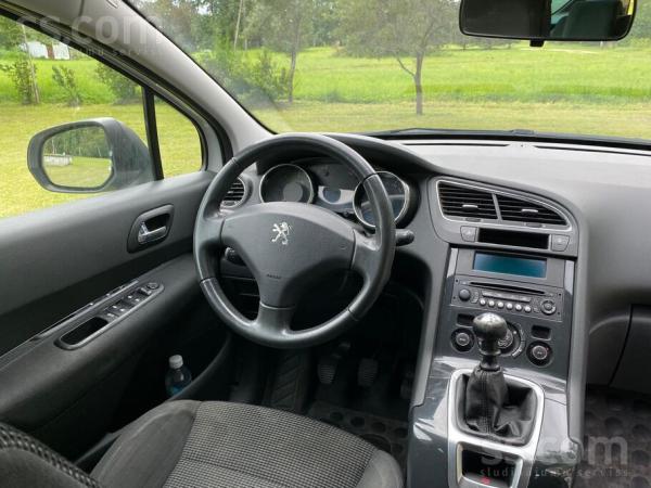 Balts Peugeot 5008 2014 Rīga, ar dzinēja tilpumu 1.60 L un nobraukumu 302 tūkst. km par 4500 €, foto 7 vietnē AUTOMOTO.COM.LV
