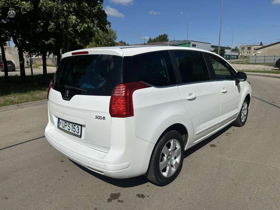 Balts Peugeot 5008 2014 Telšiai, ar dzinēja tilpumu 1.56 L un nobraukumu 321 tūkst. km par 4150 €, foto 6 vietnē AUTOMOTO.COM.LV