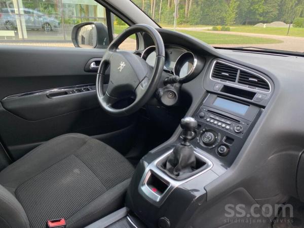 Balts Peugeot 5008 2014 Rīga, ar dzinēja tilpumu 1.60 L un nobraukumu 302 tūkst. km par 4300 €, foto 3 vietnē AUTOMOTO.COM.LV