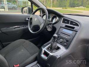 Balts Peugeot 5008 2014 Rīga, ar dzinēja tilpumu 1.60 L un nobraukumu 302 tūkst. km par 4300 €, foto 4 vietnē AUTOMOTO.COM.LV