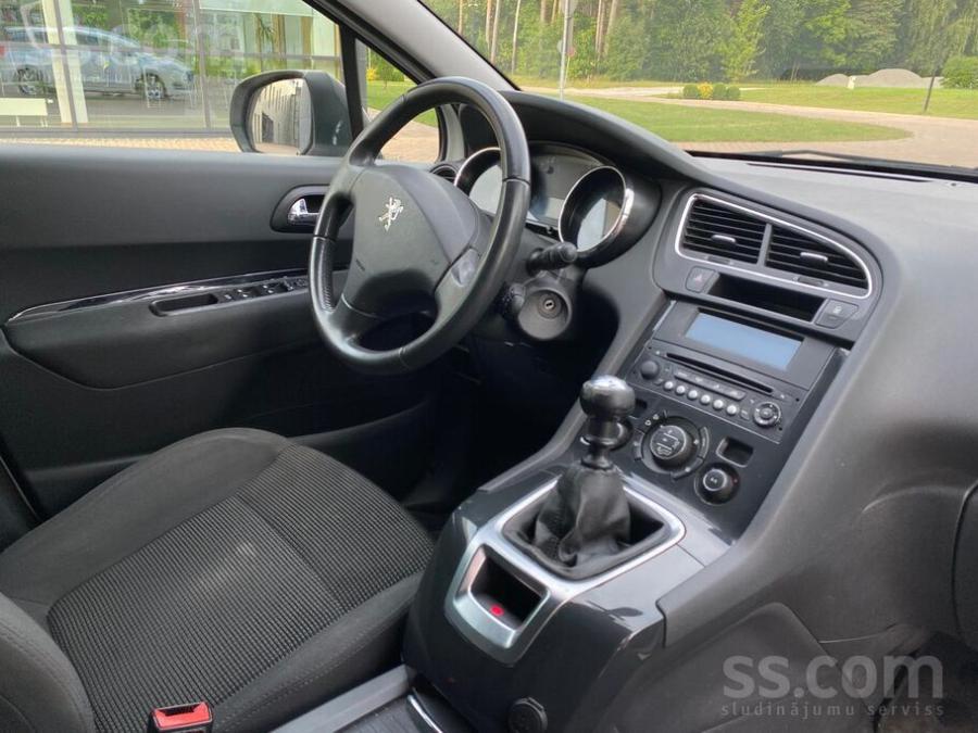 Balts Peugeot 5008 2014 Rīga, ar dzinēja tilpumu 1.60 L un nobraukumu 302 tūkst. km par 4300 €, foto 4 vietnē AUTOMOTO.COM.LV