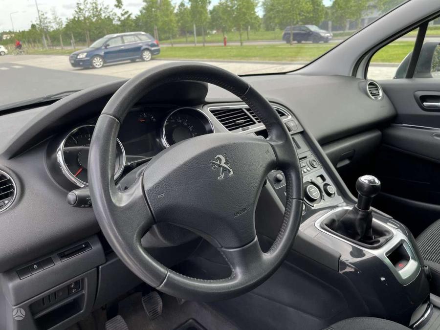 Белый Пежо 5008 2014 в Шяуляй, объемом двигателя 1.60 л и пробегом 167 тыс. км за 4200 €, фото 15 на AUTOMOTO.COM.LV