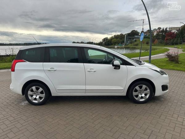 Peugeot 5008 2014 TelÅ”iai vietnÄ Balts Peugeot 5008 2014 TelÅ”iai, ar dzinÄja tilpumu 1.60 L un nobraukumu 321 tÅ«kst. km par 3800 ā¬, foto 5 vietnÄ AUTOMOTO.COM.LV