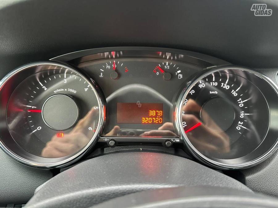 Белый Пежо 5008 2014 в Тельшяй, объемом двигателя 1.60 л и пробегом 321 тыс. км за 3800 €, фото 14 на AUTOMOTO.COM.LV