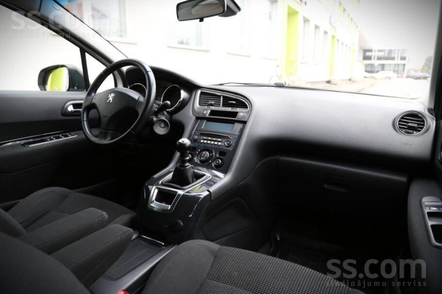 Balts Peugeot 5008 2015 Rīga, ar dzinēja tilpumu 1.60 L un nobraukumu 210 tūkst. km par 4995 €, foto 10 vietnē AUTOMOTO.COM.LV