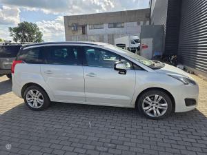 White Peugeot 5008 2015 in Taurage, with an engine capacity of 1.56 L and mileage of 190 thousand km for 5800 €, photo 5 on AUTOMOTO.COM.LV