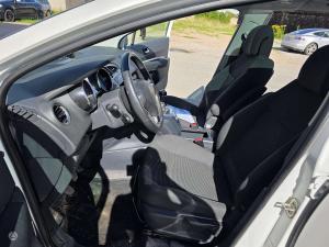 White Peugeot 5008 2015 in Taurage, with an engine capacity of 1.56 L and mileage of 190 thousand km for 5800 €, photo 20 on AUTOMOTO.COM.LV