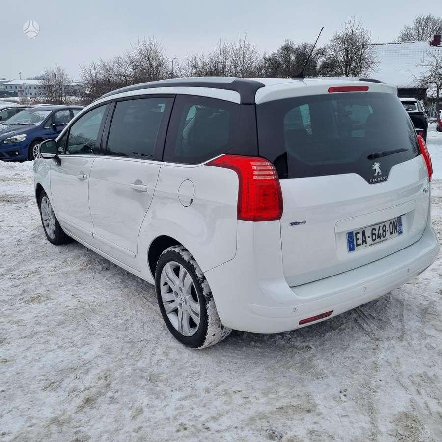 Balts Peugeot 5008 2016 Tauragė, ar dzinēja tilpumu 1.20 L un nobraukumu 114 tūkst. km par 4600 €, foto 3 vietnē AUTOMOTO.COM.LV