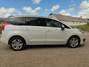 White Peugeot 5008 2016 in Taurage, with an engine capacity of 1.56 L and mileage of 280 thousand km for 5500 €, photo 12 on AUTOMOTO.COM.LV