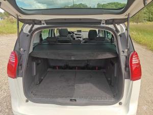 White Peugeot 5008 2016 in Taurage, with an engine capacity of 1.56 L and mileage of 280 thousand km for 5500 €, photo 15 on AUTOMOTO.COM.LV