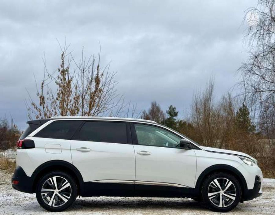 Balts Peugeot 5008 2017 Šauļi, ar dzinēja tilpumu 1.20 L un nobraukumu 167 tūkst. km par 12950 €, foto 16 vietnē AUTOMOTO.COM.LV