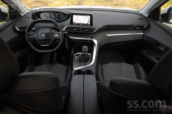 White Peugeot 5008 2017 in Jelgava, with an engine capacity of 1.20 L and mileage of 0 thousand km for 10990 €, photo 6 on AUTOMOTO.COM.LV