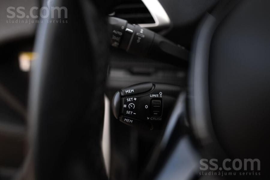 Balts Peugeot 5008 2017 Jelgava, ar dzinēja tilpumu 1.20 L un nobraukumu 0 tūkst. km par 10990 €, foto 10 vietnē AUTOMOTO.COM.LV