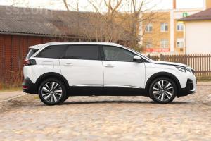 Balts Peugeot 5008 2017 Jelgava, ar dzinēja tilpumu 1.20 L un nobraukumu 0 tūkst. km par 10990 €, foto 17 vietnē AUTOMOTO.COM.LV