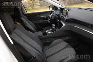 Balts Peugeot 5008 2017 Jelgava, ar dzinēja tilpumu 1.20 L un nobraukumu 0 tūkst. km par 10990 €, foto 22 vietnē AUTOMOTO.COM.LV