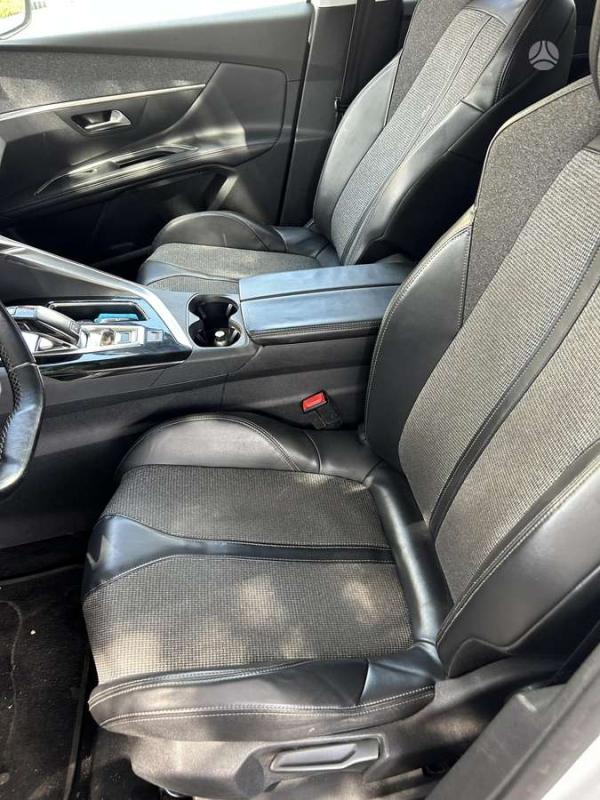 Balts Peugeot 5008 2017 Tauragė, ar dzinēja tilpumu 1.56 L un nobraukumu 250 tūkst. km par 9700 €, foto 3 vietnē AUTOMOTO.COM.LV