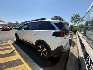 White Peugeot 5008 2017 in Utena, with an engine capacity of 1.56 L and mileage of 370 thousand km for 4850 €, photo 4 on AUTOMOTO.COM.LV