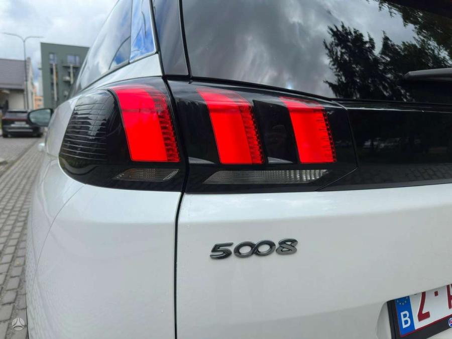 Balts Peugeot 5008 2017 Viļņa, ar dzinēja tilpumu 1.56 L un nobraukumu 252 tūkst. km par 10300 €, foto 16 vietnē AUTOMOTO.COM.LV