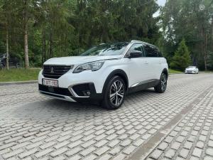 Balts Peugeot 5008 2017 Viļņa, ar dzinēja tilpumu 1.56 L un nobraukumu 252 tūkst. km par 10300 €, foto 17 vietnē AUTOMOTO.COM.LV