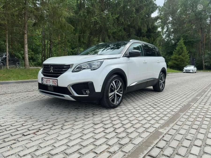 Balts Peugeot 5008 2017 Viļņa, ar dzinēja tilpumu 1.56 L un nobraukumu 252 tūkst. km par 10300 €, foto 17 vietnē AUTOMOTO.COM.LV