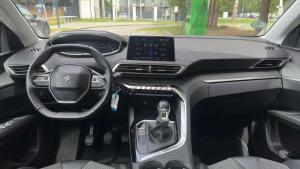 Balts Peugeot 5008 2017 Viļņa, ar dzinēja tilpumu 1.56 L un nobraukumu 252 tūkst. km par 10300 €, foto 18 vietnē AUTOMOTO.COM.LV